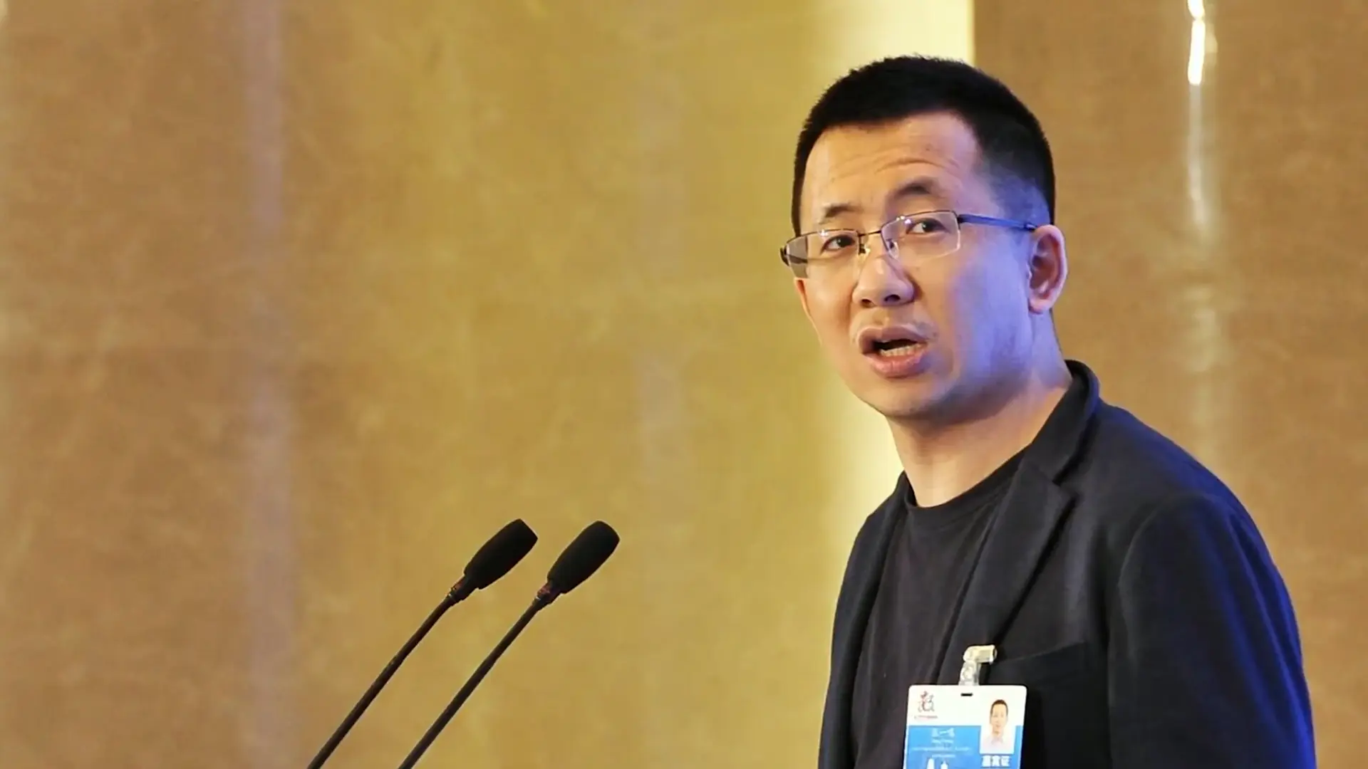 Tiktok Business Model: The Power Platform Pattern